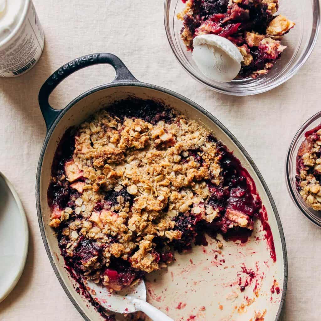 The Best Sweet Blackberry Recipes - Drinks & Desserts! - Daily Desserting